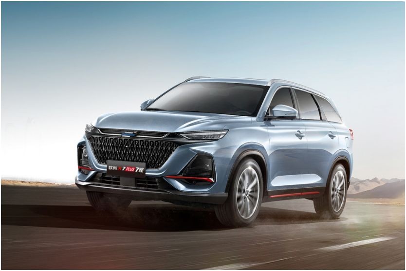 10.69万起，欧尚X7PLUS 7座版上市，10万级最“人性化”SUV_团车网