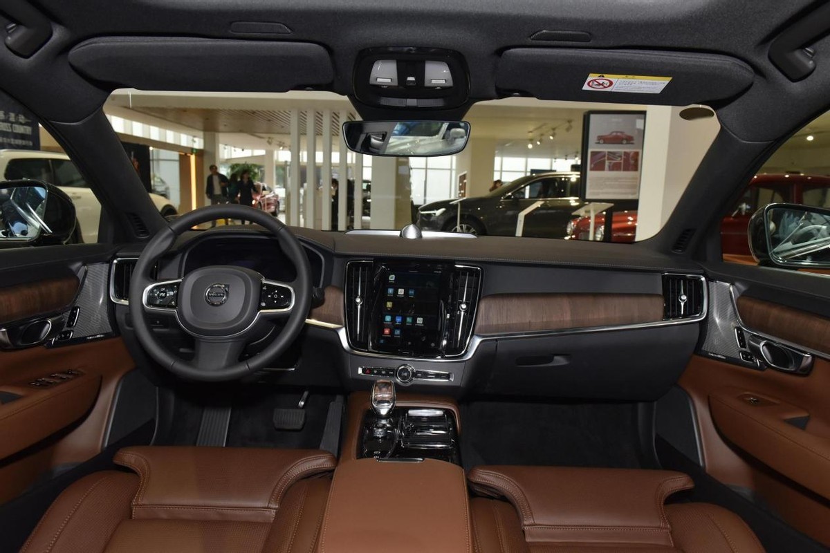 座椅得到优化，新款沃尔沃S90 T8上市，49.99万元起售_团车网