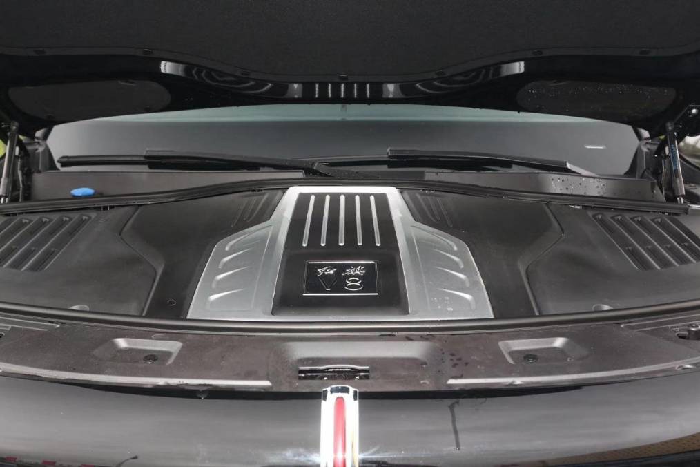 红旗LS7售价超奔驰GLS，这车凭什么敢卖140万？_团车网