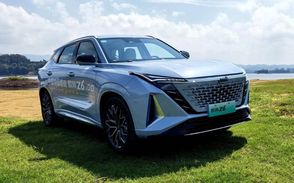 试驾长安欧尚Z6 iDD ：可油可电特性，满格纯电能跑一周，15万起_团车网