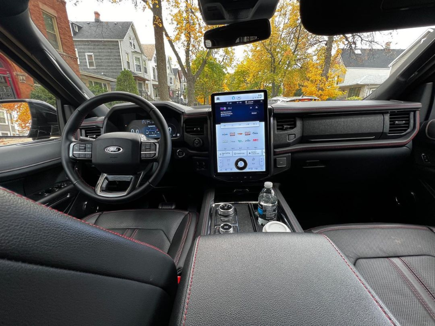 新款福特Expedition实车曝光 3.5T+V6+10AT 或明年入华_团车网