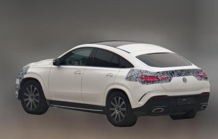 新款奔驰GLE轿跑曝光，外观小改尾灯显眼，这次能干过X6吗？_团车网