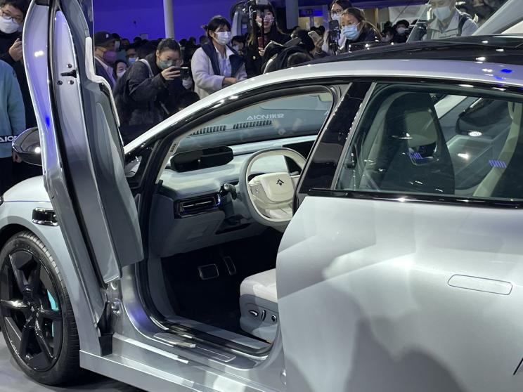 新平台，新电子电器架构，埃安Hyper GT亮相，蔚来ET7不香了？_团车网