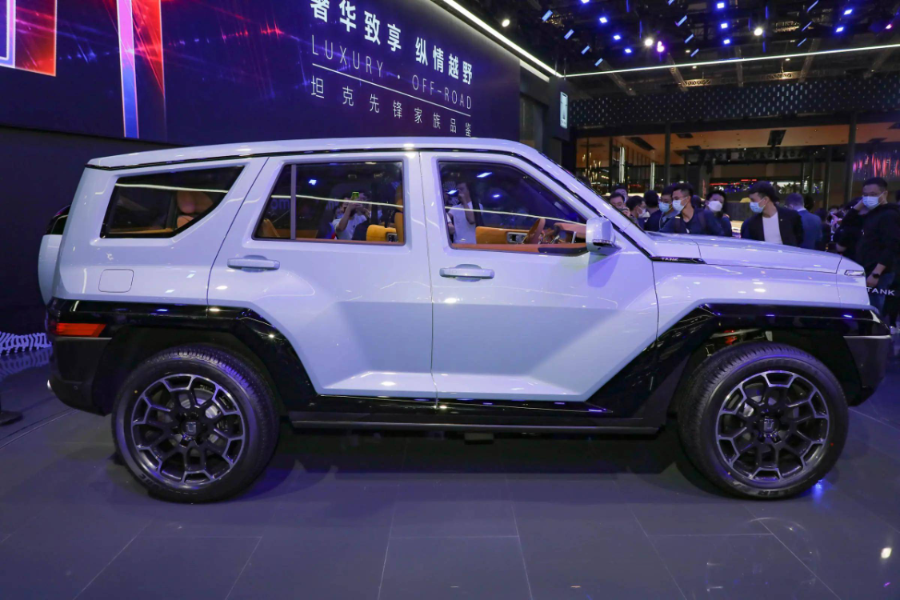 坦克700实车曝光，外观霸气搭载3.0T V6发动机配9AT，年内上市_团车网