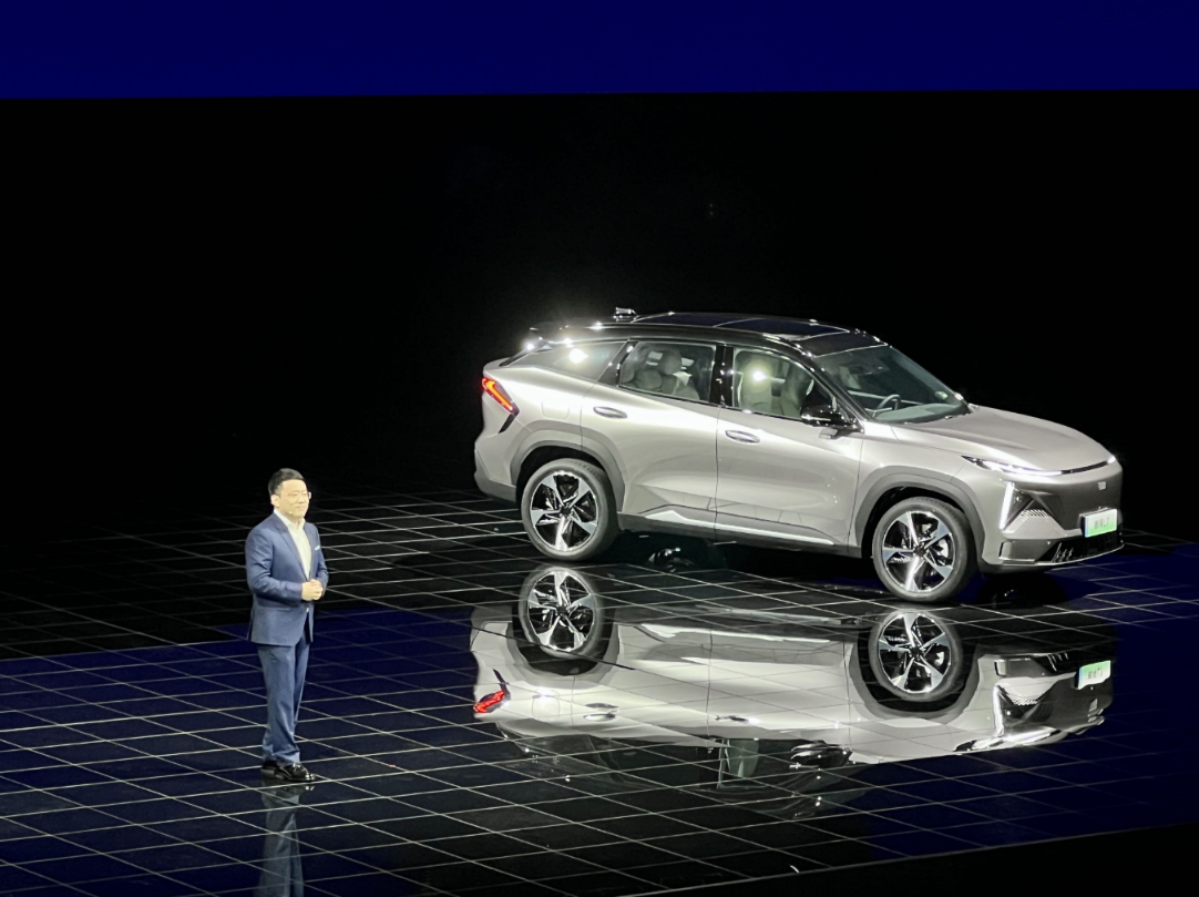 吉利“银河”正式发布，20万电混首选花落银河L7？_团车网