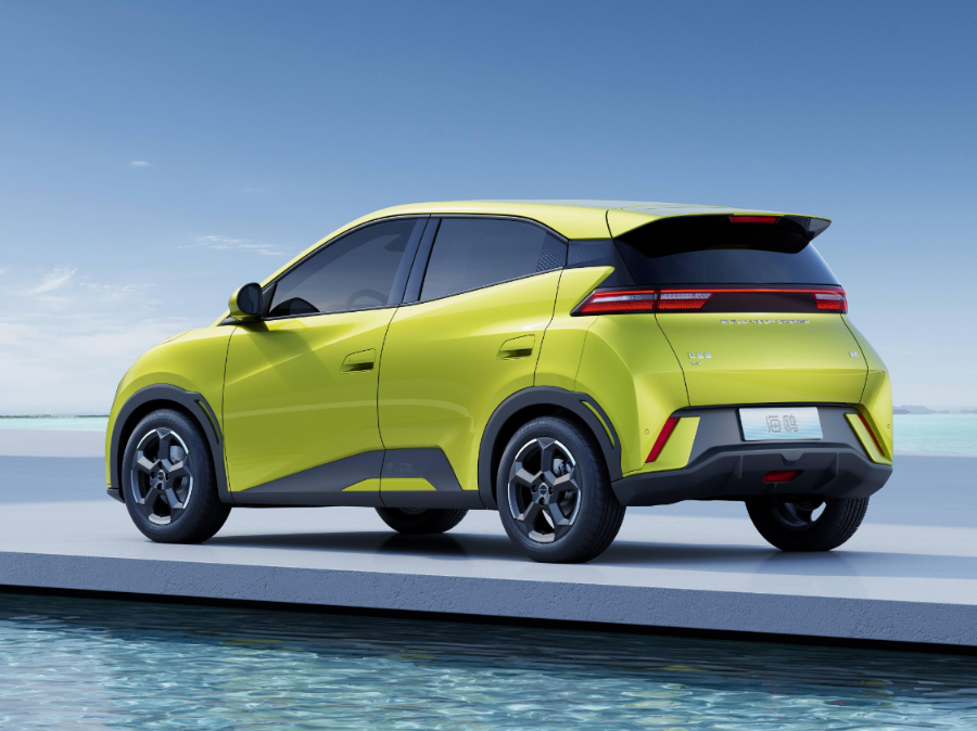 比亚迪终于发布海鸥官图了，设计出格智能化强大，最远能跑405km_团车网