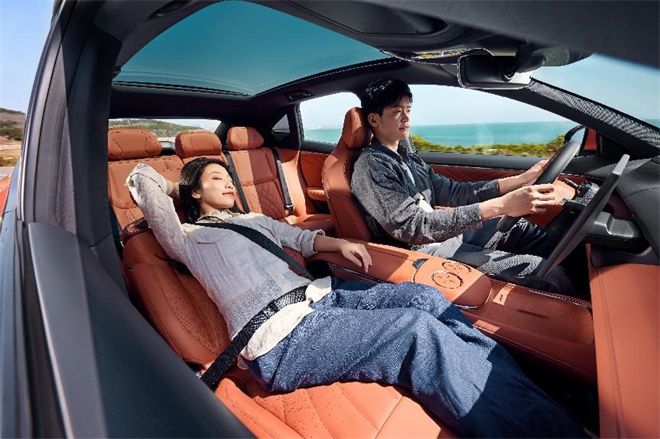 把智能座舱玩到极致 深蓝S7重塑电动时代精品标杆_团车网