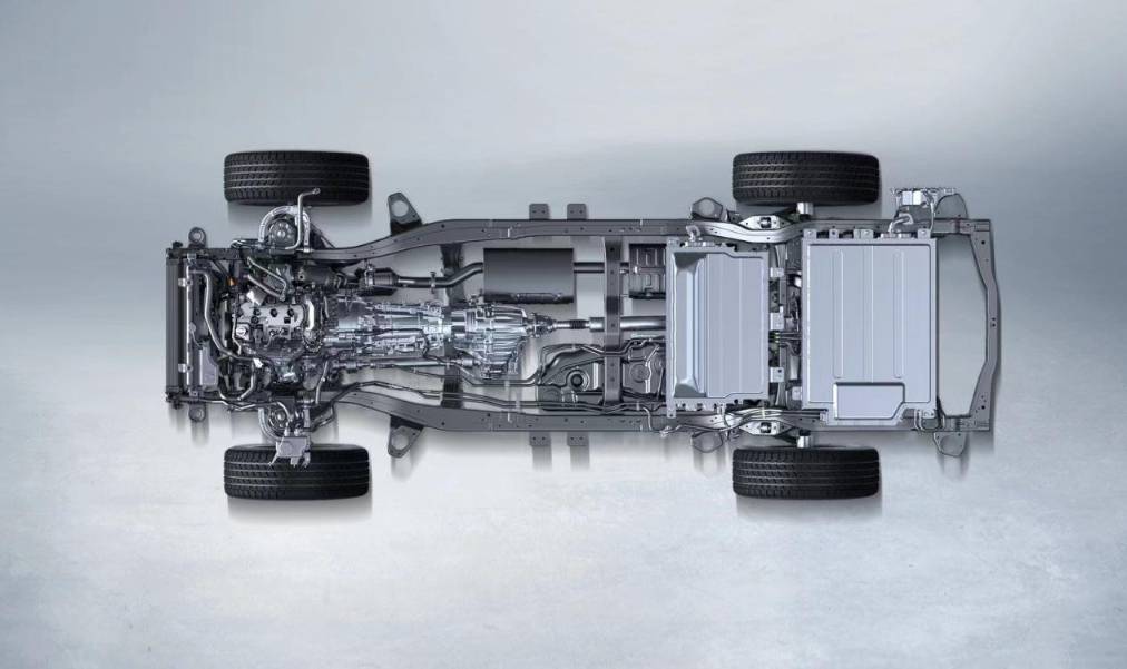 为了对坦克500 Hi4-T有更详细了解，我们采访了坦克品牌商品总监_团车网