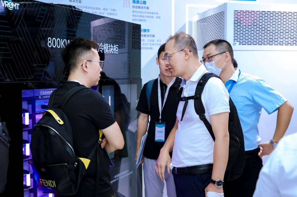 威睿能源参加CPSE2023 全球首个800kW极充亮相展会_团车网