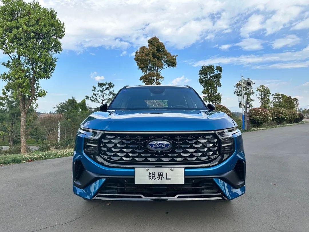 浅试福特锐界L手里有张王牌 自然无惧内卷_团车网